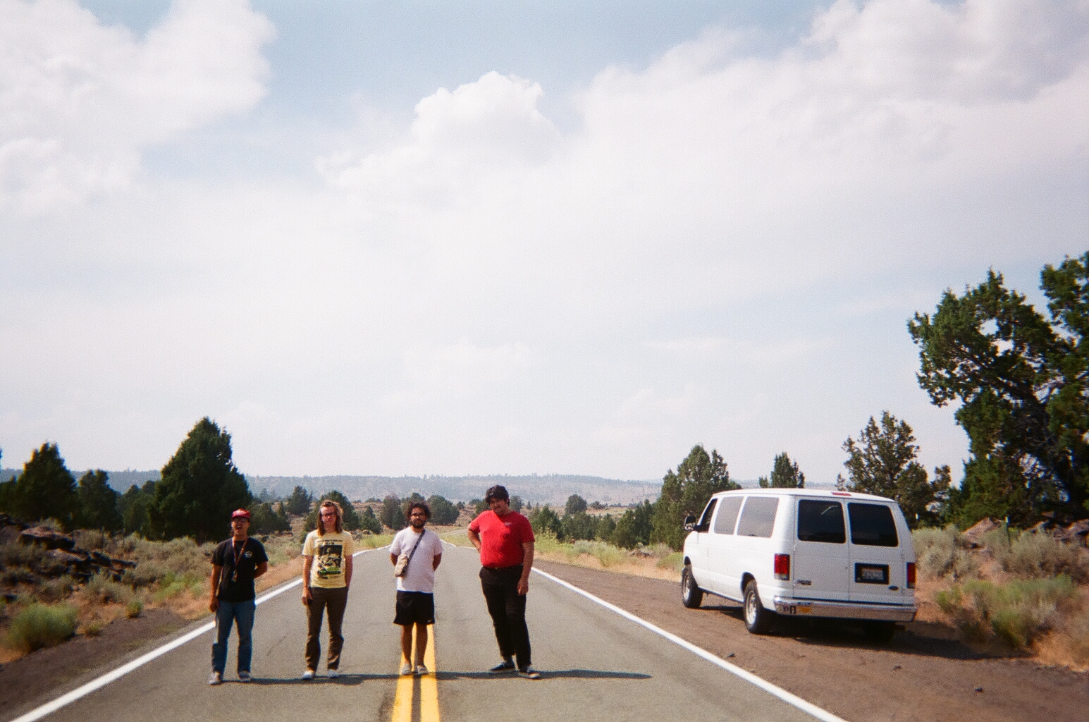 The High Curbs Will Kick Their Bassist To Put On A Punk Show – OC Weekly