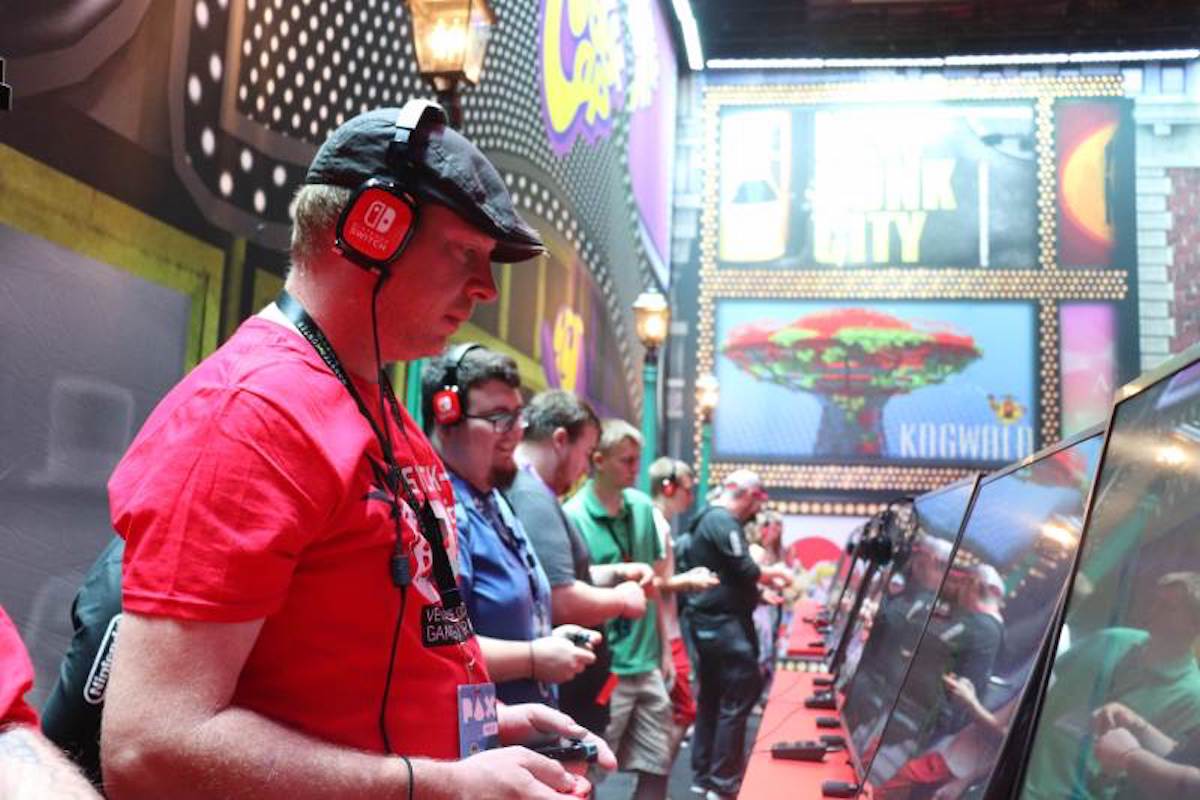 Stack Up Helps Veterans Stay Connected . . . With Video Games – OC Weekly