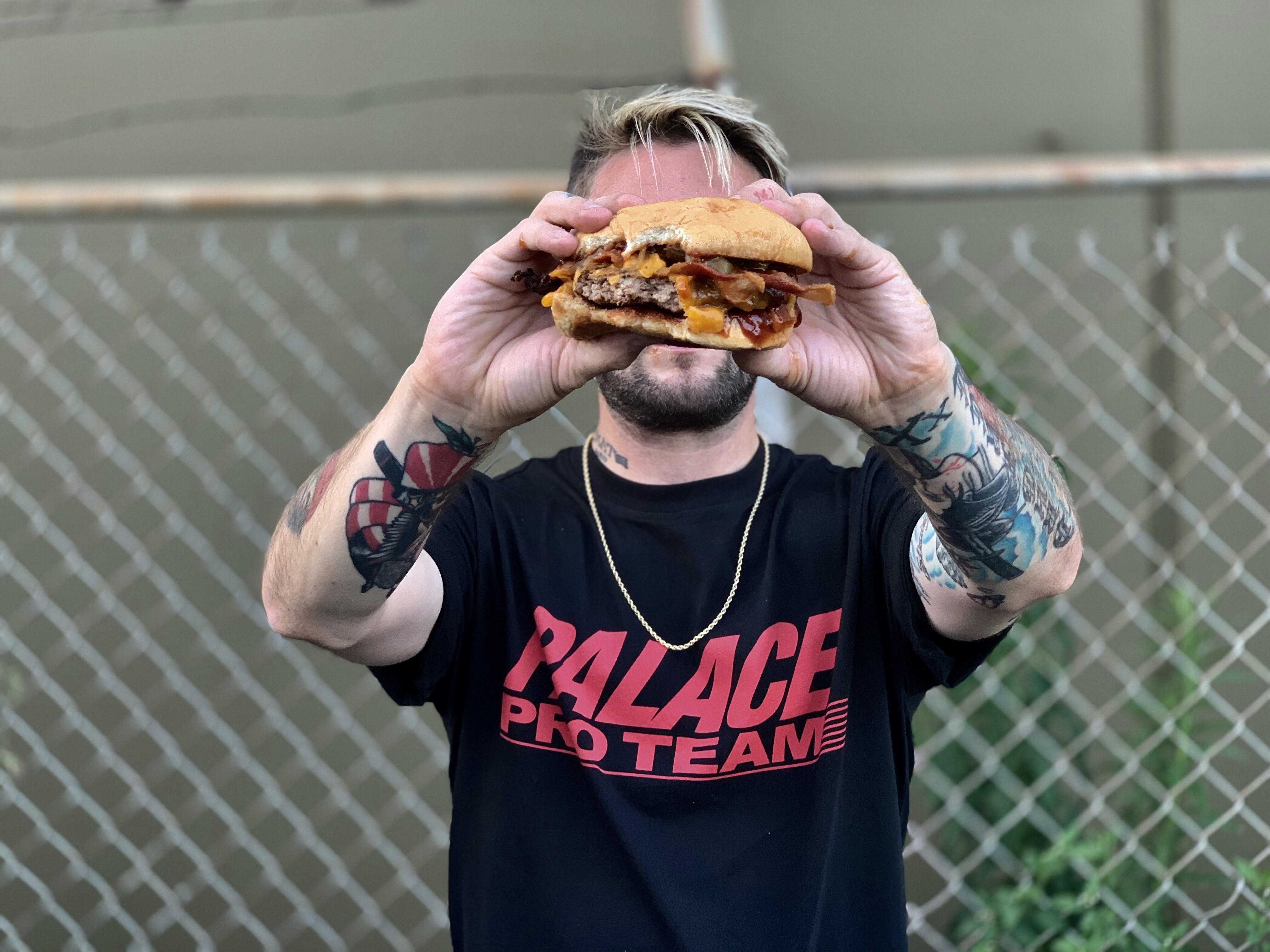 Monday Munchies: Lasso the Wayfarer’s Cowboy Burger – OC Weekly