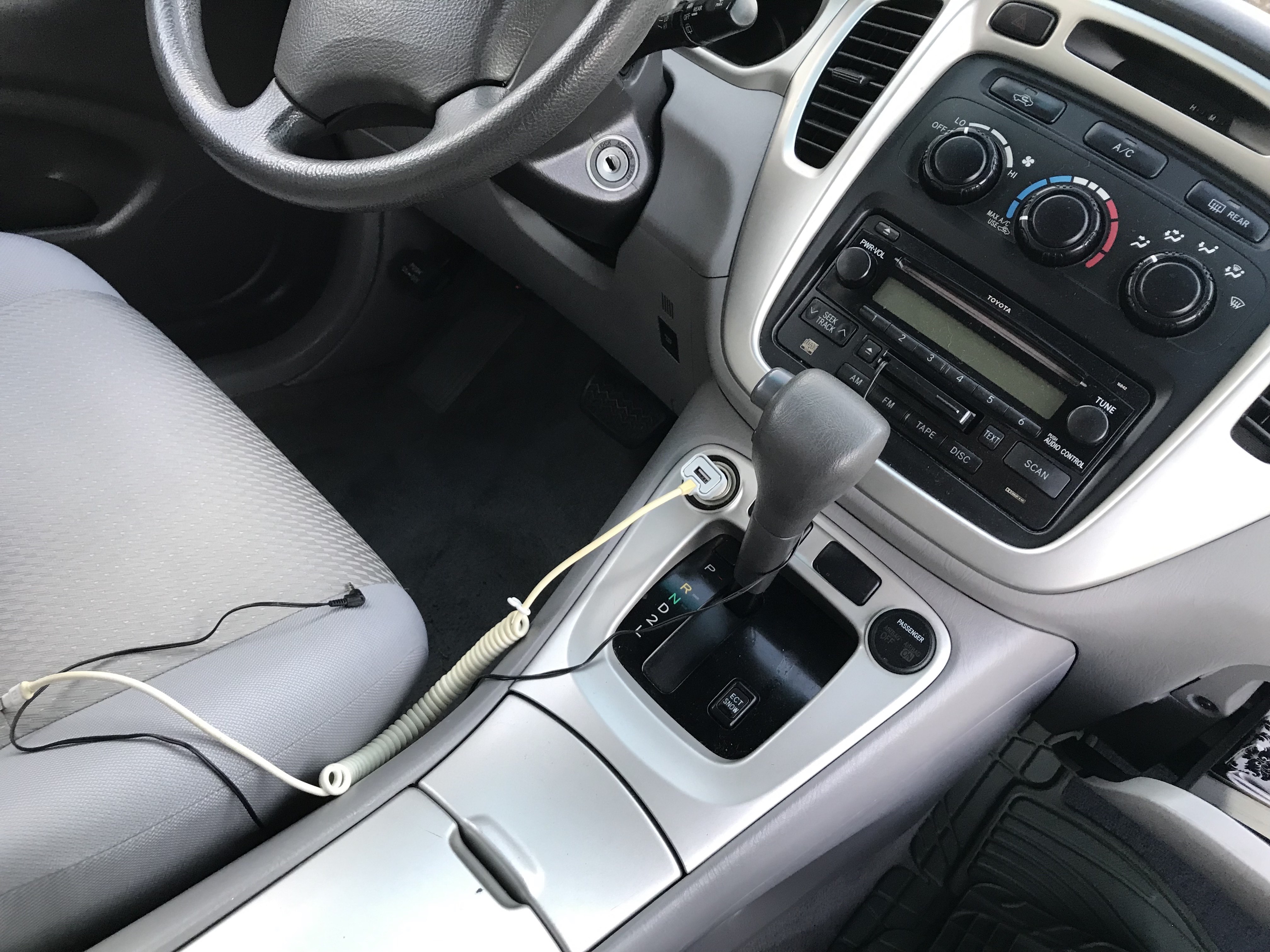 2019 Highlander Hybrid XLE-V6 AWD-i vs. 2005 Highlander 4-Cylinder – OC ...